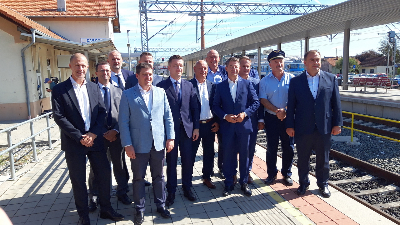 Ministar prometa Oleg Butković obišao obnovljenu prugu Zabok-Krapina i ...